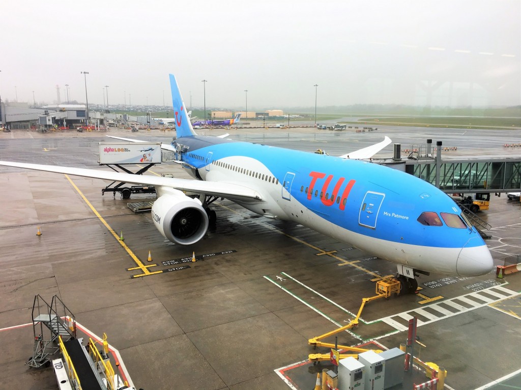 Flying TUI Dreamliner - TUI Premium Club Seats: Review | Ambition Earth